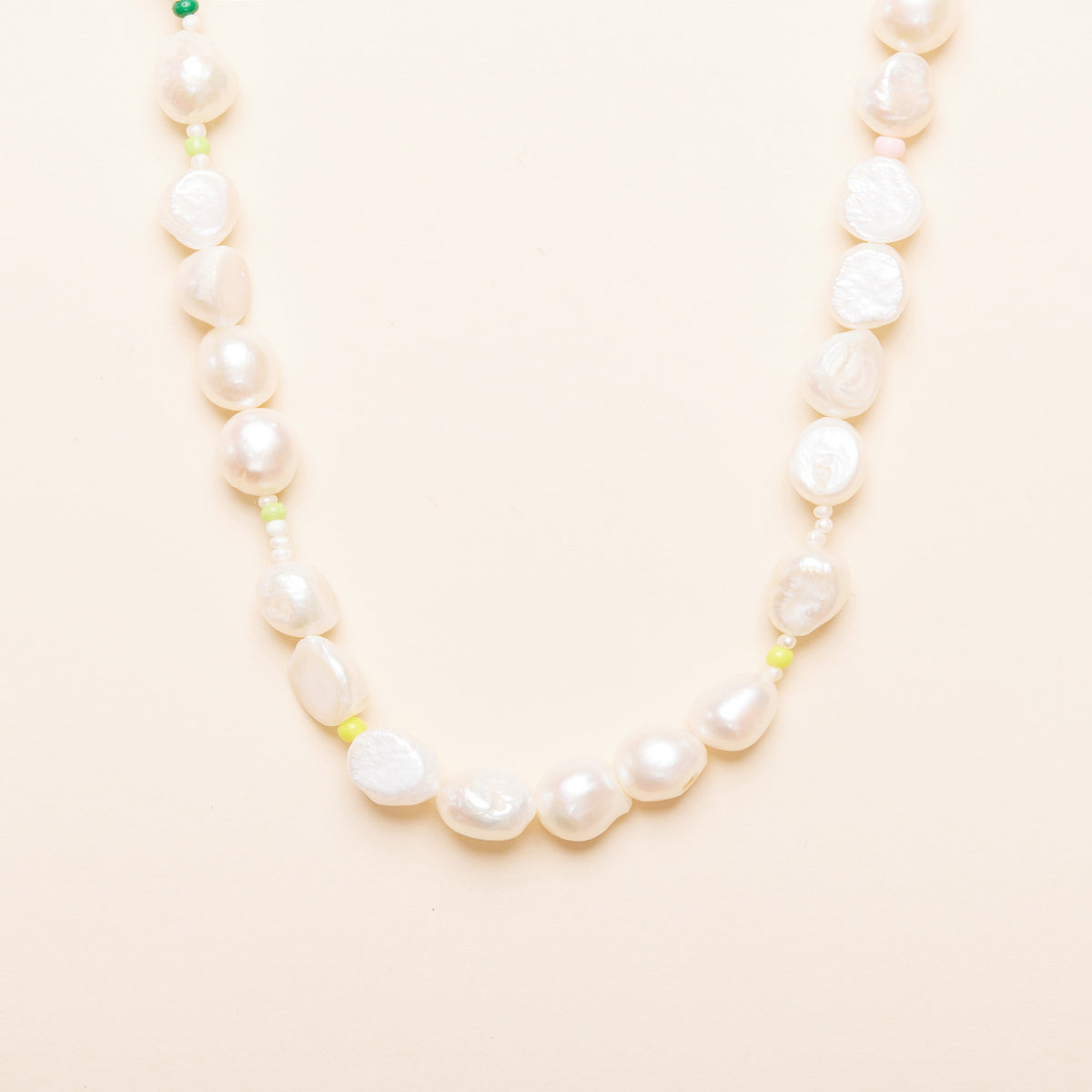 Bold Pearl Beaded Necklace – Shapes Studio